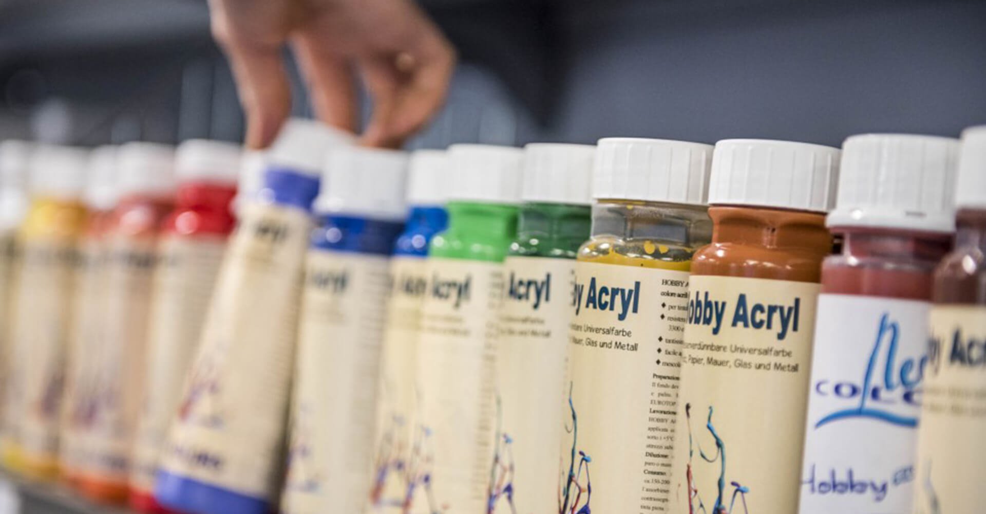 New Colors in Südtirol | Ihr Fachgeschäft für Farben, Malerzubehör ...